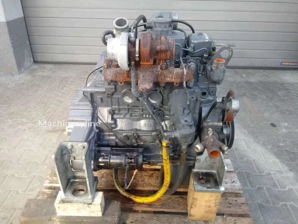 IVECO Motor second hand za IVECO F4BE0484E građevinske mašine