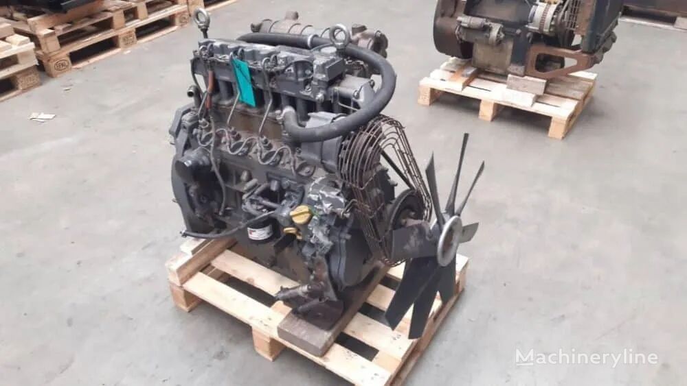 Motor Second Hand – în stare bună, montat pe palet za Deutz BF4M1011F građevinske mašine