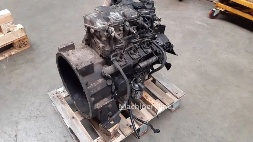Motor Second Hand pe Palet za Isuzu 3LD2 građevinske mašine