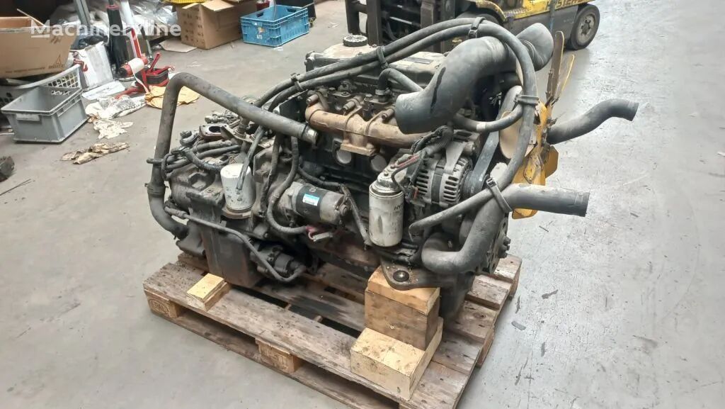 Motor -12 – Second Hand, în Stare Bună za Cummins B4.5 građevinske mašine