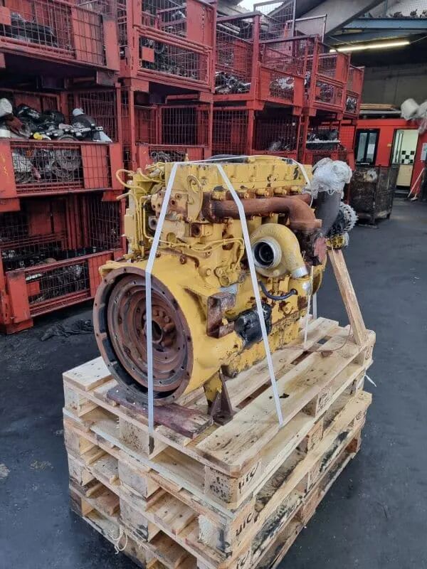 Caterpillar Motor Industrial Second-Hand pe Palet za Caterpillar C6.6 građevinske mašine