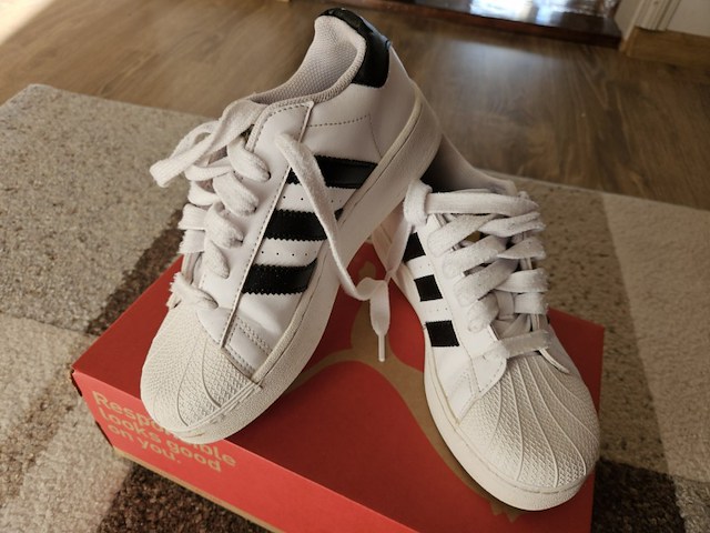 Superstar adidas patike vel.35