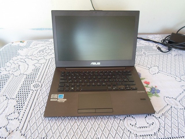 Asus BU400A za delove