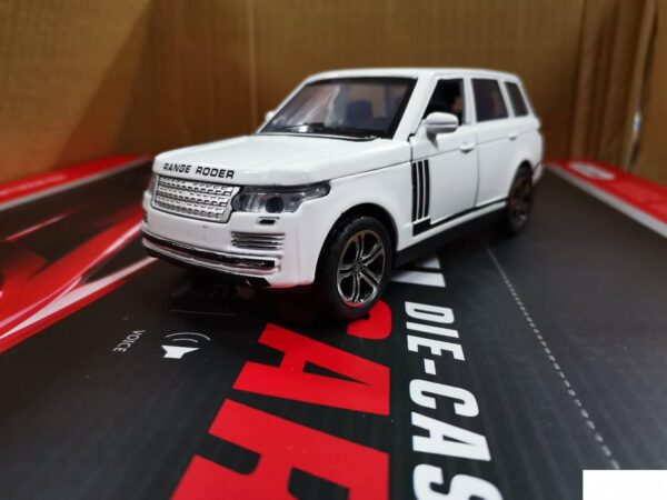 Beli Range Rover Metalni 1/32 – Beli Range Rover Metalni 1/32