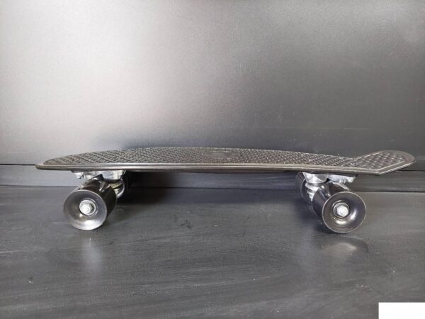 Crni Skejtbord (pennyboard) – Crni Skejtbord (pennyboard)