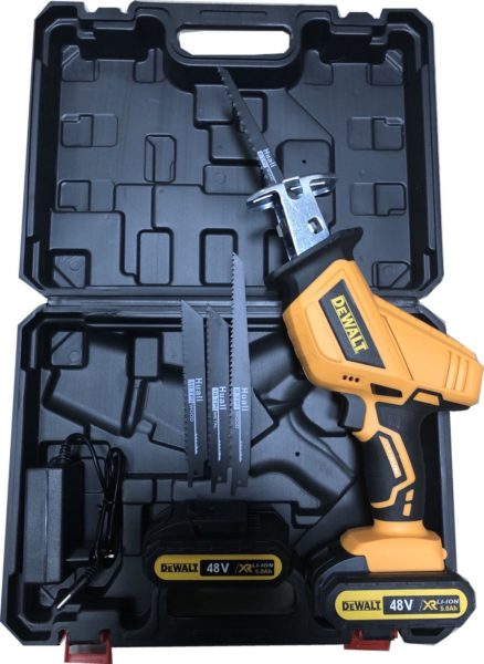 DeWALT testera lisičarka 48V