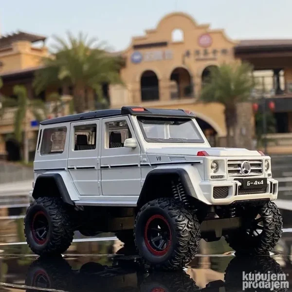 Mercedes Benz G500 Beli metalni 1/32 – Mercedes Benz G500 Beli metalni 1/32