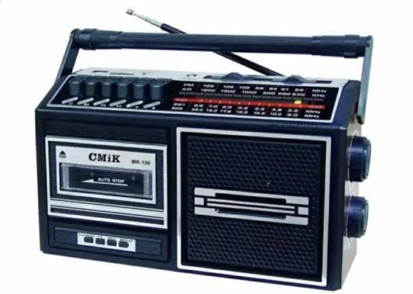 Retro radio prijemnik CMIK – MK130 – Tranzistor punjenje – Retro radio prijemnik CMIK – MK130 – Tranzistor punjenje