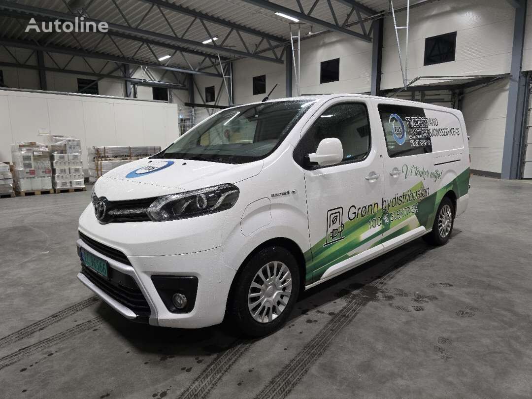 Prodaje se Toyota Proace minibus furgon na aukciji