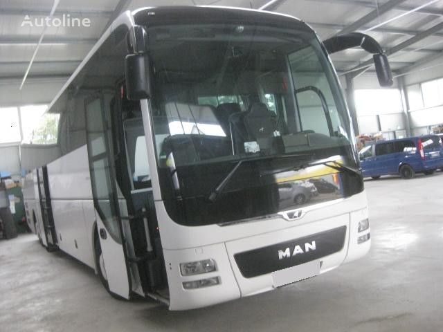 MAN R08 turistički autobus