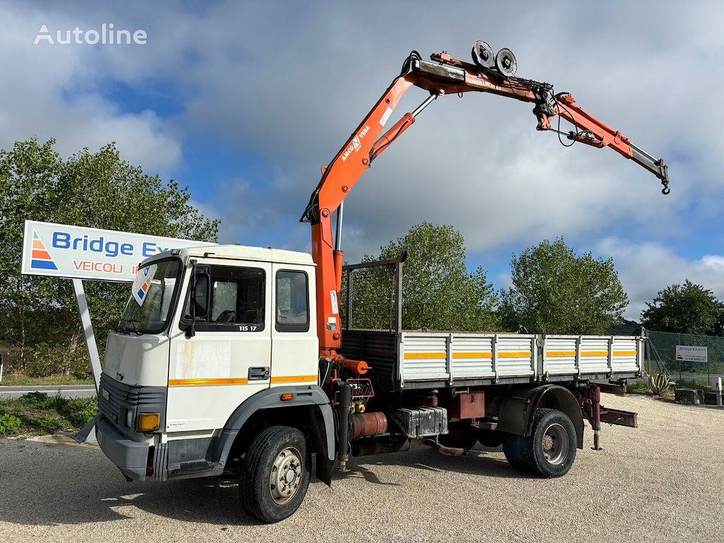 IVECO 115.17 ribaltabile trilaterale con GRU kiper