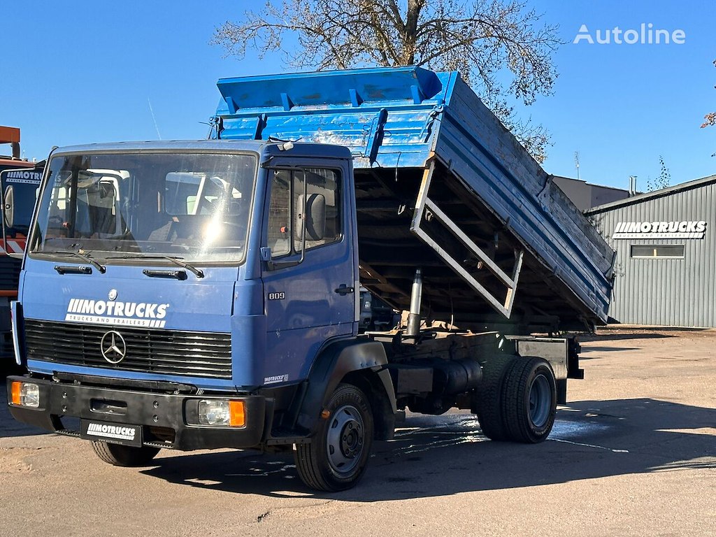 Mercedes-Benz 809 kiper