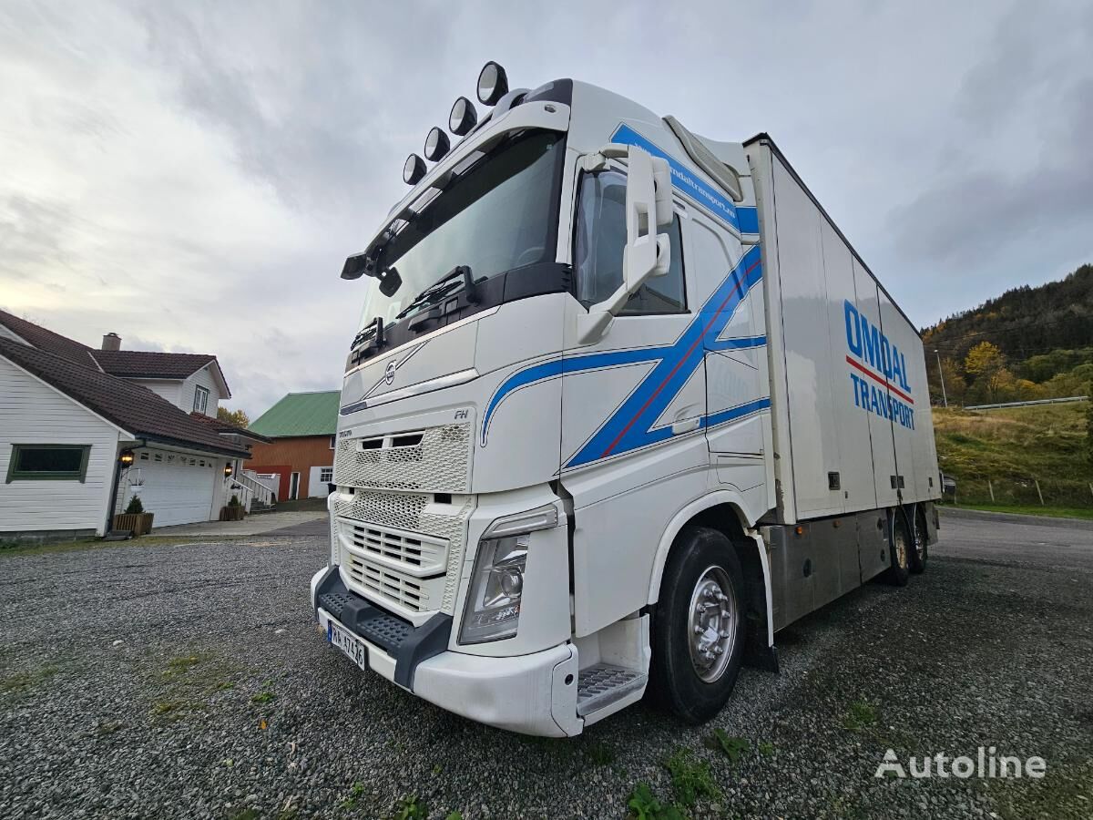 Prodaje se Volvo FH 6X2 kamion furgon na aukciji