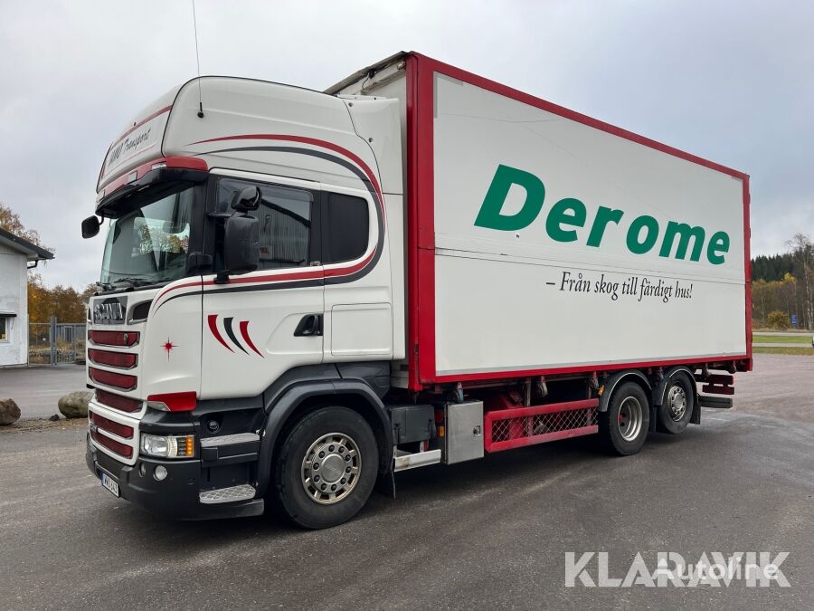 Prodaje se Scania R580 kamion furgon na aukciji