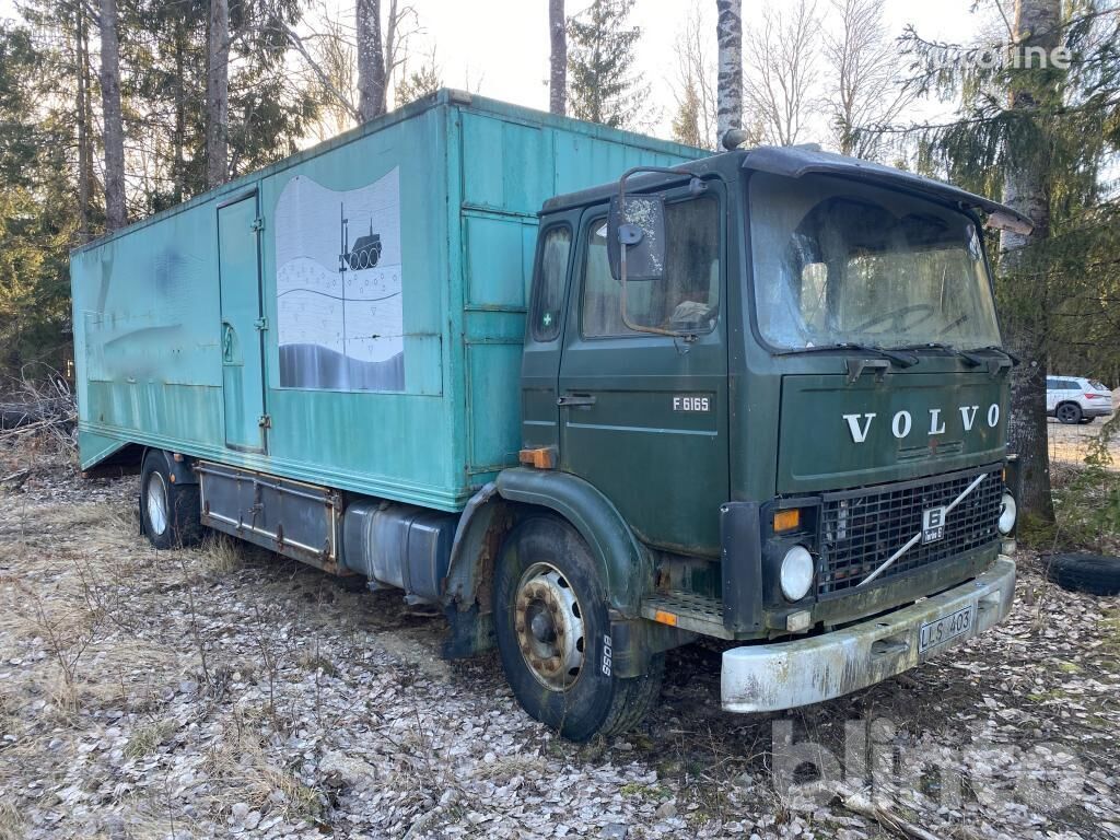 Prodaje se Volvo Volvo F616 4x2 kamion furgon na aukciji