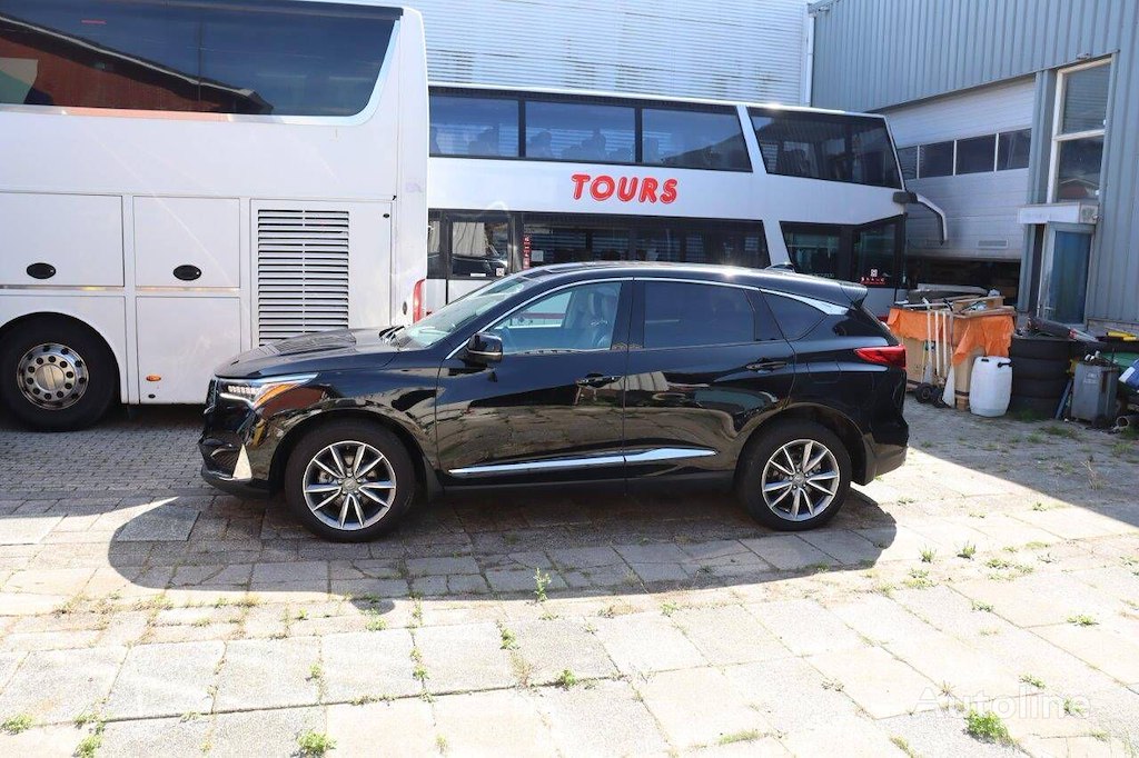 Prodaje se Acura RDX SHAWD terenac na aukciji