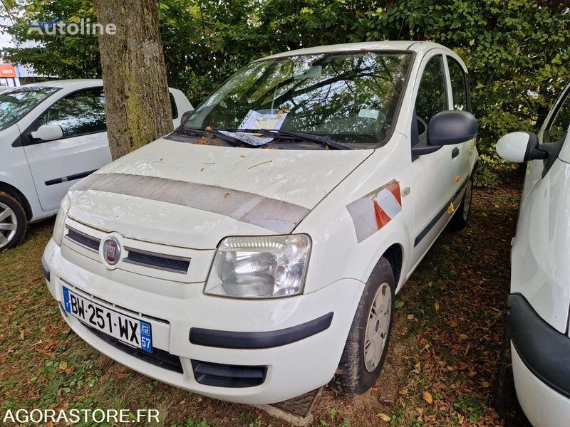 Prodaje se FIAT Panda hečbek na aukciji