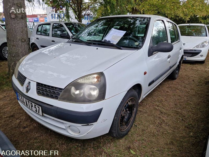 Prodaje se Renault Clio hečbek na aukciji