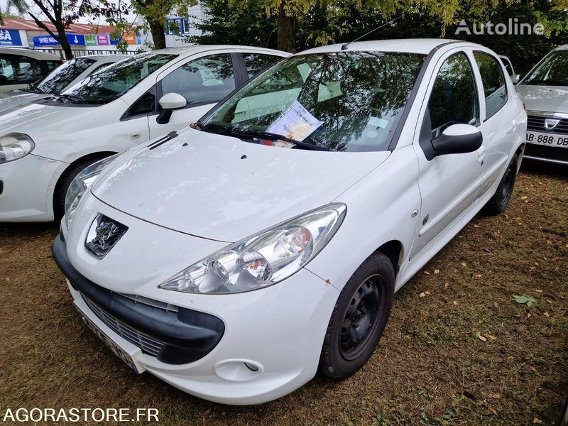 Prodaje se Peugeot 206 hečbek na aukciji