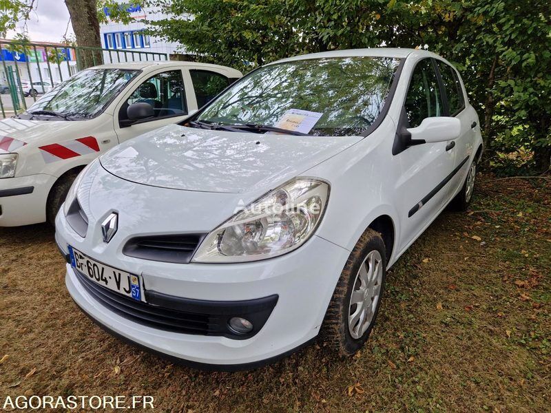 Prodaje se Renault Clio hečbek na aukciji