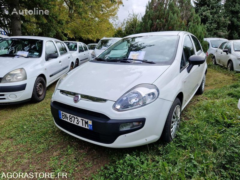 Prodaje se FIAT Punto hečbek na aukciji