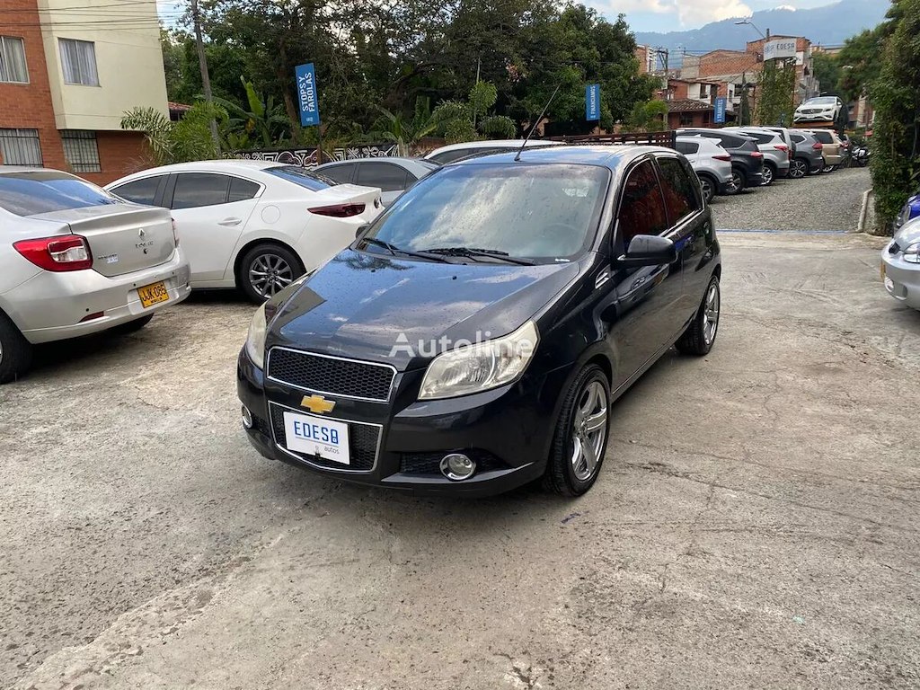 Chevrolet AVEO EMOTION hečbek