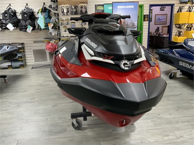 Novi Sea-Doo RXT-X 325 jet ski