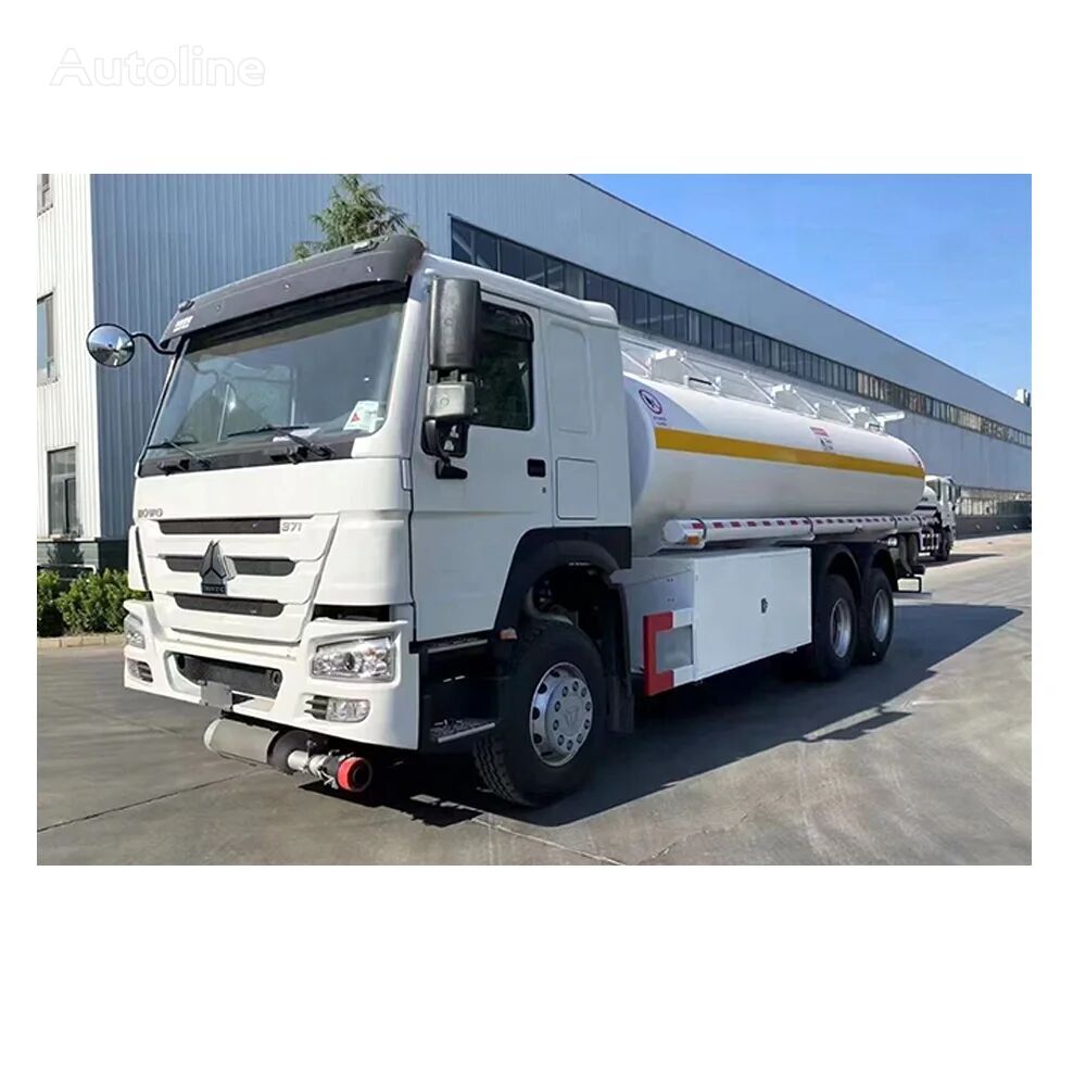 Sinotruk Howo water tanker truck autocisterna