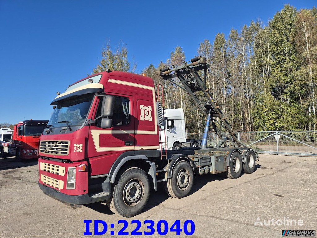 Volvo FM12 420HP 8x2 kamion sa kukom za podizanje tereta