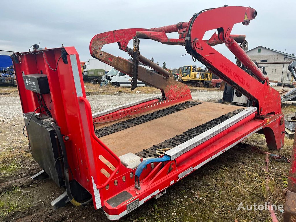 Laxo LIFT DUMPER autopodizač kontejnera