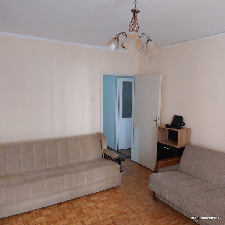 NOVI BEOGRAD BLOK 30 37m2 , T , 500e