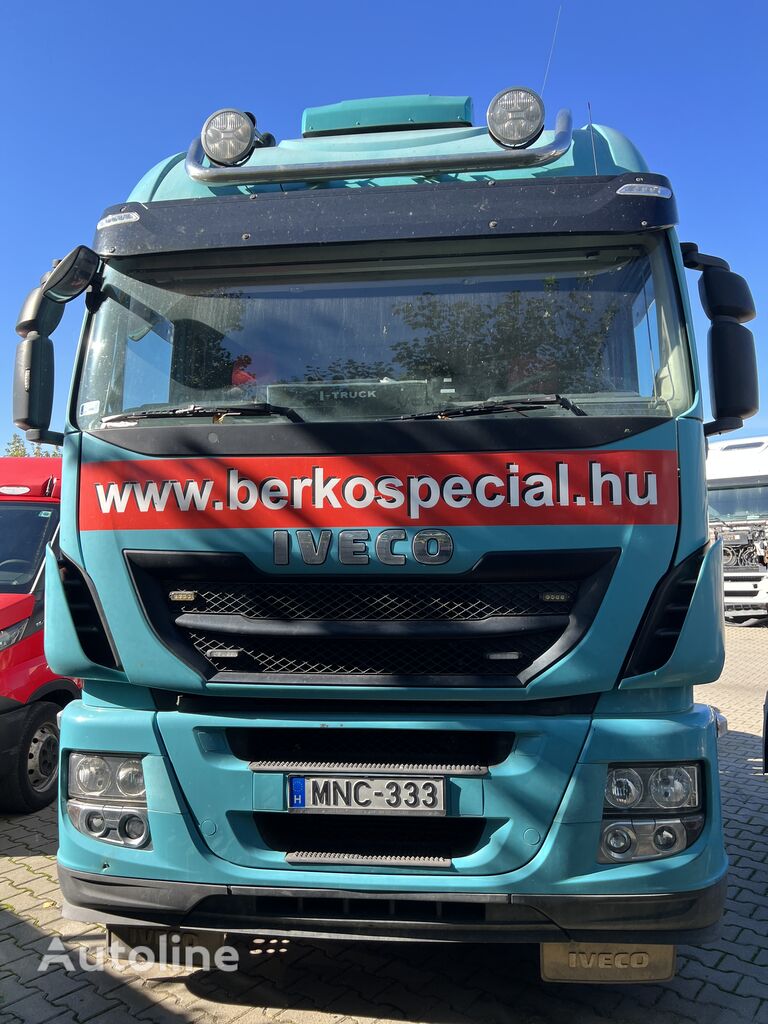 IVECO Stralis AS440ST tegljač