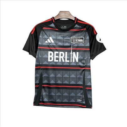 1.FC Union Berlin 2024/2025 gostujuci dres