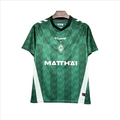 Werder Bremen 2024/2025 domaci dres