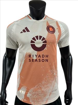 AS Roma 2024/2025 gostujući dres