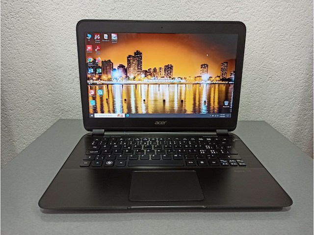 Acer Aspire S5 Ultrabook i5-3317U/4GB/256GBssd