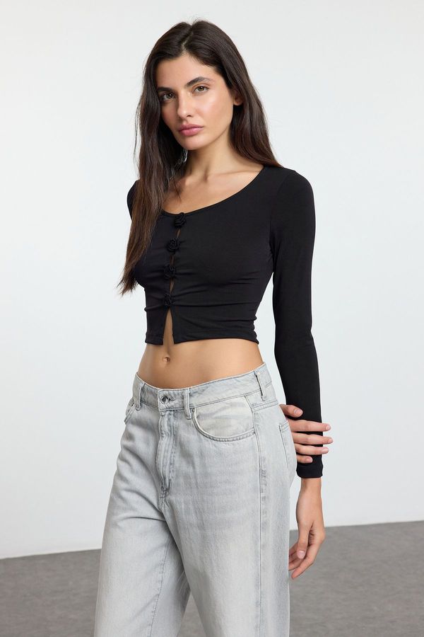 TRENDYOL BLACK FITTED/BODY-SIT ROSE DETAILED KNITTED BLOUSE
