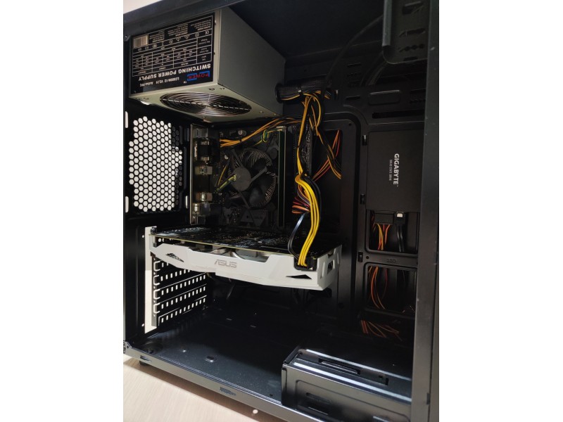 Racunar i5 9400f/Gtx 1060 6GB/Asus B360M-K/16GB/256 SSD