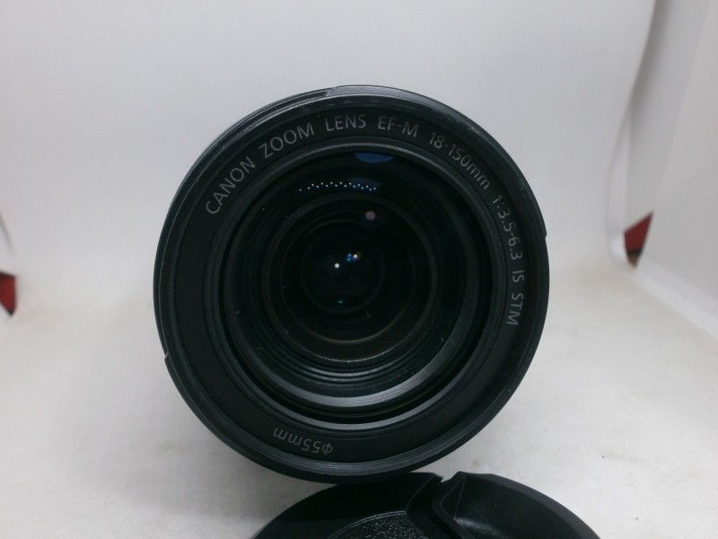 Canon EF-M 18-150mm F3.5-6.3 IS STM