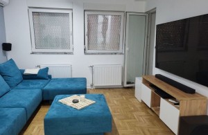 Prodajem Stan-Apartman, Podbara