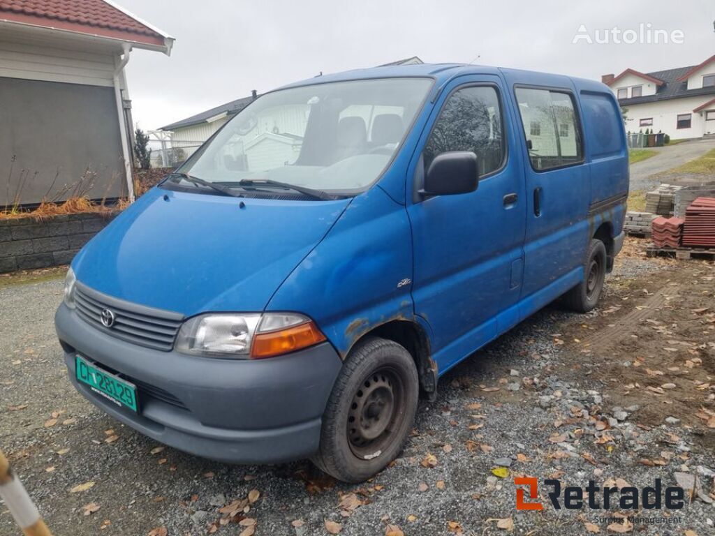 Prodaje se Toyota Hiace minibus furgon na aukciji