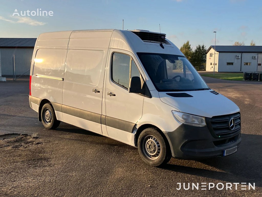 Prodaje se Mercedes-Benz Sprinter 316 CDI minibus hladnjača na aukciji