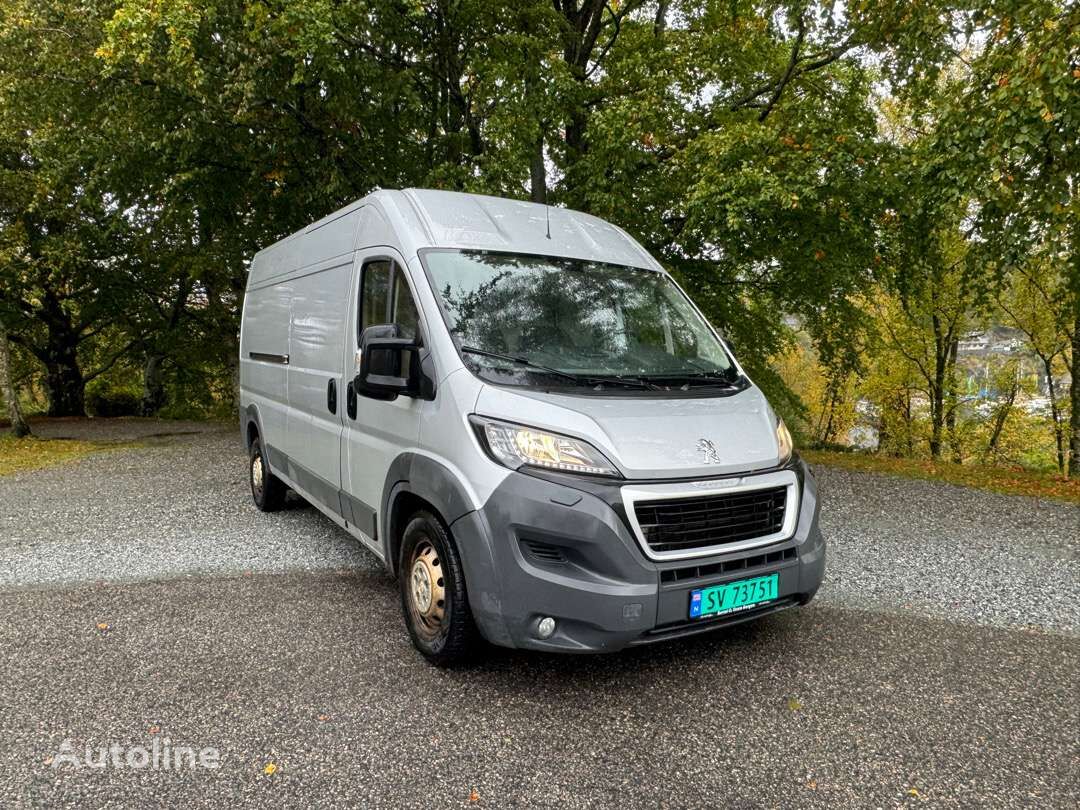 Prodaje se Peugeot Boxer minibus furgon na aukciji