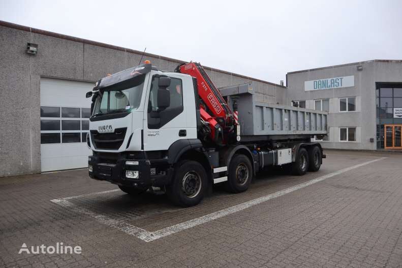 IVECO Trakker 450 kiper