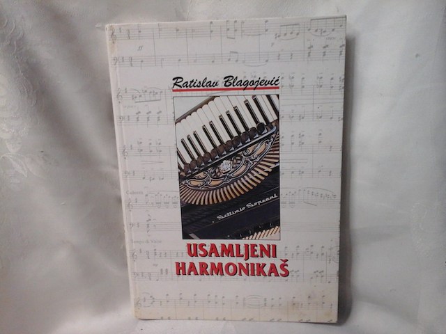 Usamljeni harmonikaš Rastislav Blagojević