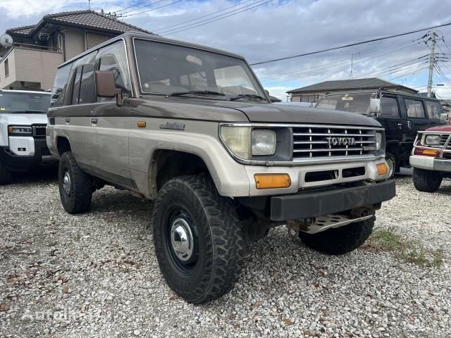 Toyota LAND CRUISER PRADO terenac