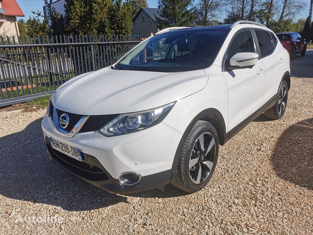 Nissan Qashqai 1.2 benzyna Niski przebieg kamera cofania Nawigacja tem terenac