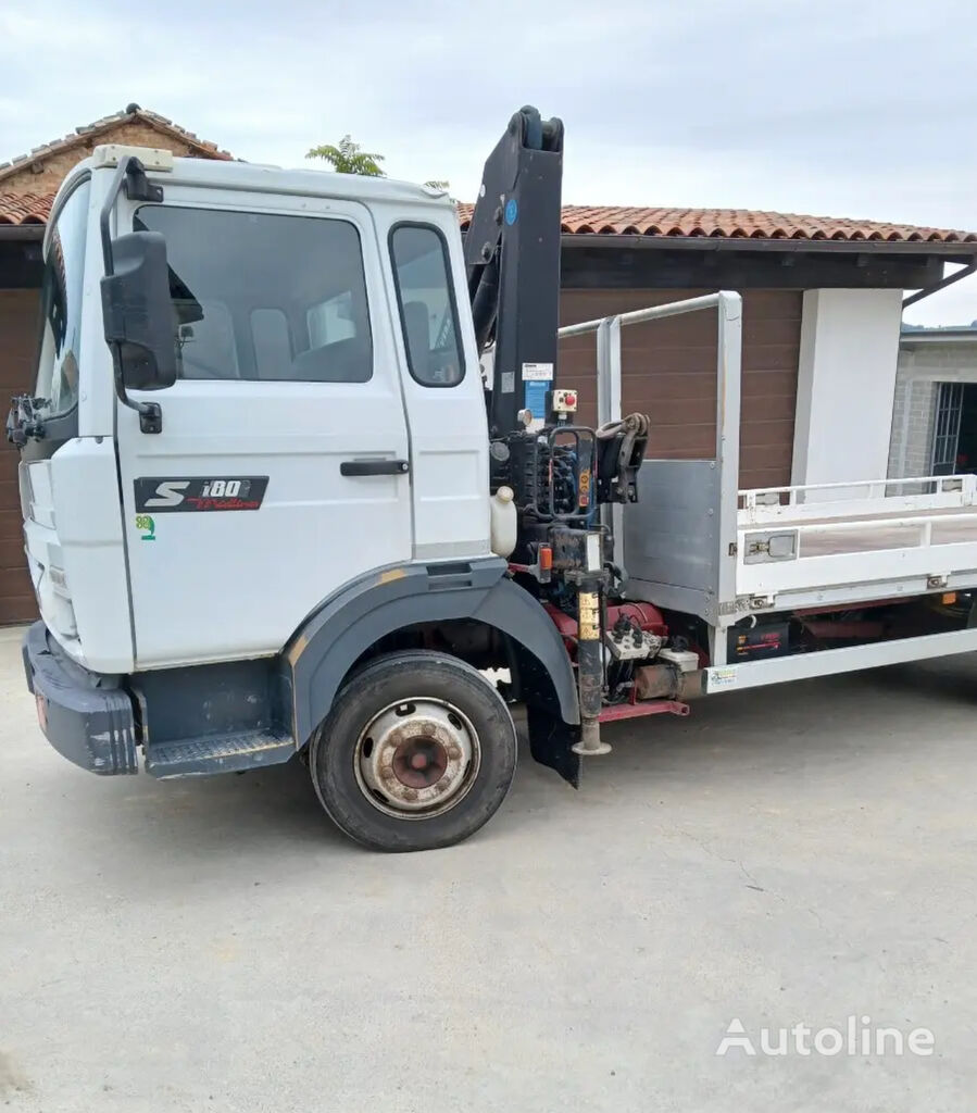 Renault S 180 kamion s ravnom platformom