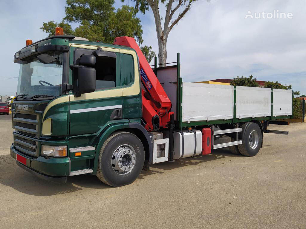 Scania P 270 kamion s ravnom platformom