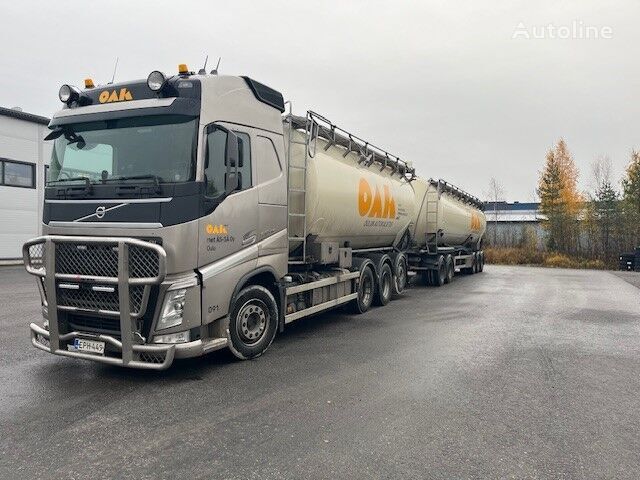 Volvo FH 540 autocisterna + prikolica autocisterna